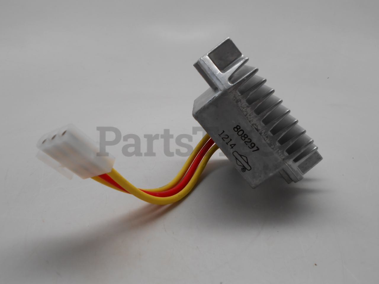 Briggs & Stratton Repair Part 691573 - Regulator | PartsTree